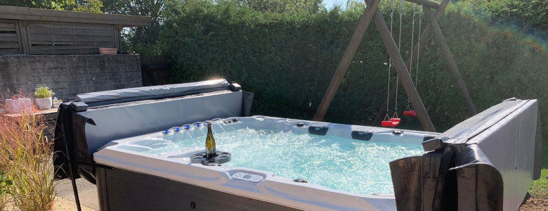 Skimmer für Whirlpool & Swim-Spa | Arrigato GmbH Skimmer für Whirlpool & Swim-Spa | Arrigato GmbH